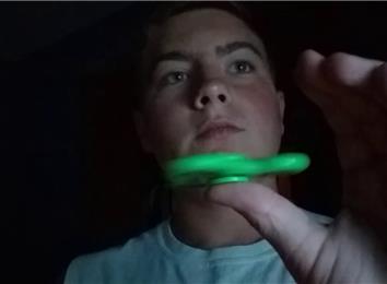 Longest Time Spinning A Fidget Spinner On Thumb | World Record | Isaac ...