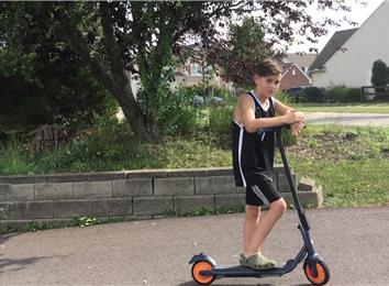 Most Scooter Jumps In One Minute While Shouting "Water Bottle" | World ...