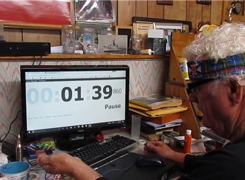 Longest Time Spinning A Fidget Spinner On Index Finger | World Record ...