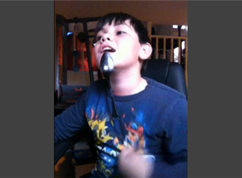 Longest Time Balancing A Spoon On Chin | World Record | asdfghjklzxcvbnm