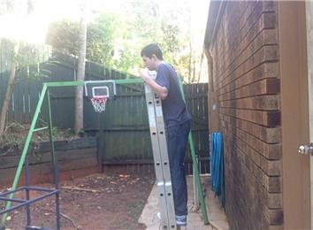 Longest Time Balanced On A Closed Folding Ladder | World Record ...