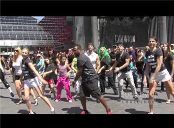 Largest Simultaneous Flash Mob | World Record | Alfonso Ribeiro