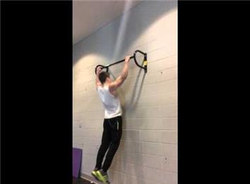 Most Pull-Ups In Two Minutes | World Record | Ezra Richardson