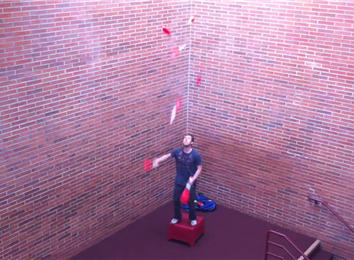 Most Catches Juggling Seven Clubs In The Isolated Endurance | World ...