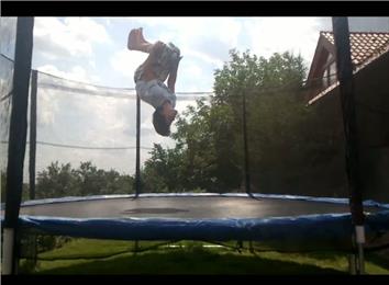 Most Consecutive Alternating Back And Front Flip Jumps On A Trampoline ...