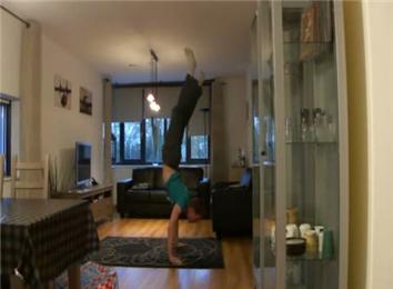 Longest Handstand (Junior) | World Record | Tim Koelewijn