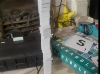 Tallest Scrabble Tile Tower Built In One Minute | World Record | Ben Butler