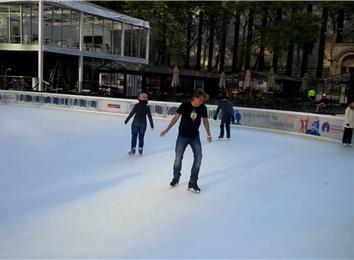 Most Consecutive Grapevine Ice Skating Tricks Performed | World Record ...