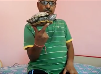 Longest Time Balancing A Turtle On Two Fingers | World Record | Suresh Gaur