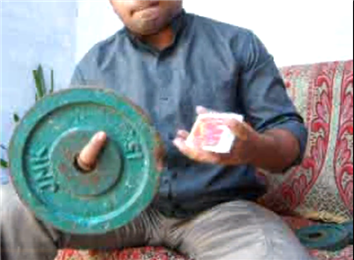 Most Reverse Scissor Card Cuts Performed In One Minute While Holding A ...