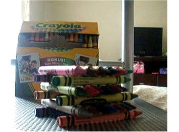 Tallest Crayola Crayon Tower | World Record | Melissa Gomez