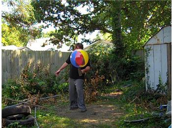 Most Consecutive Bounces Of An Inflated Beach Ball On A Sledgehammer ...