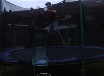 Most Continuous "Back Flip to Knees" Somersaults On A Trampoline ...
