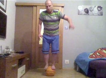 Longest Time Standing On A Basketball | World Record | Pavol Durdik