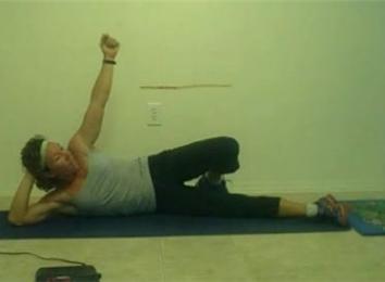 Most Stretched Out Push-Ups In One Minute | World Record | Alicia Weber