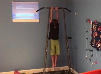 Longest Time Hanging On A Pull-Up Bar (Junior) | World Record | Daniel ...