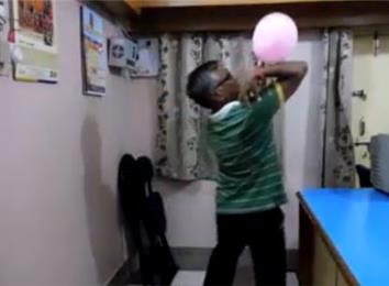 Most Balloon Bounces On Elbow In 45 Seconds | World Record | Suresh Gaur