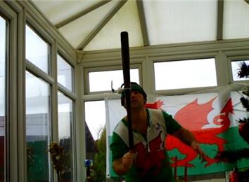 Longest Time Balancing A Baseball Bat On Thumb | World Record | Mark Evans