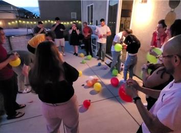 Most Balloons Inflated By 15 People In One Minute | World Record | Dana ...