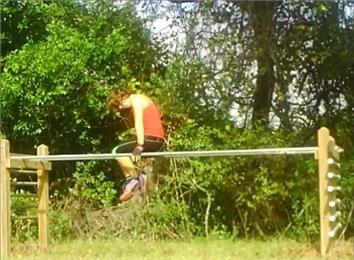 Most Consecutive Plyometric Parallel Bar Dips | World Record | Alicia Weber