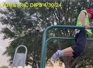 Most Consecutive Plyometric Parallel Bar Dips | World Record | Alicia Weber