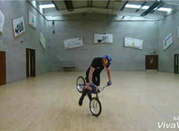 Most BMX Front Hops Using One Leg | World Record | Martin Tuson
