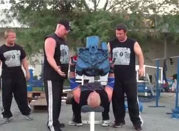 Most Bench Presses Of A 400 Small Block Chevy Engine | World Record ...