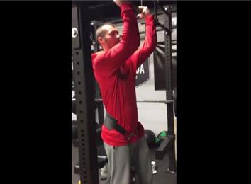 Most Consecutive Two-Finger Weighted Pull-Ups With 53 Pounds | World ...