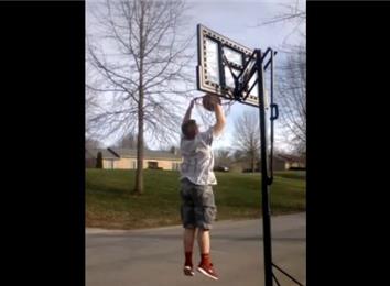 Most Dunks On An Eight-Foot Goal In One Minute | World Record | Timmy Horn