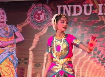 Longest Indian Classical Dance (Female) | World Record | Indu ...