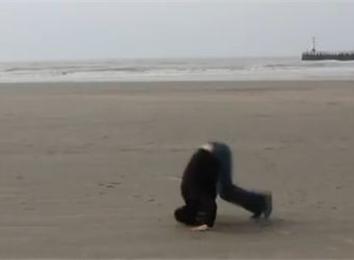 Most Somersaults Performed On A Beach | World Record | VTKlustrum