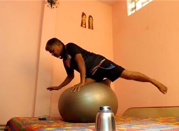 Longest Time Balancing On An Exercise Ball Using One Knee And Hand ...