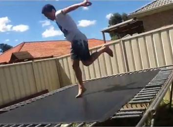 Most One-Foot Back Flips On A Trampoline In 30 Seconds | World Record ...