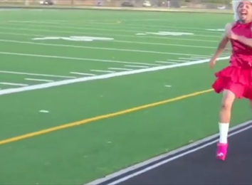 Fastest 100 Yard-Dash In High Heels And A Dress | World Record | Kiss FM