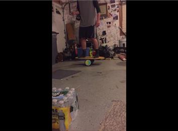 Longest Time Balancing A Baseball Bat On Two Fingers While Balancing On ...