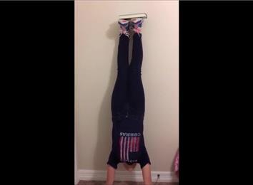 Longest Handstand While Balancing A Book On Feet | World Record ...